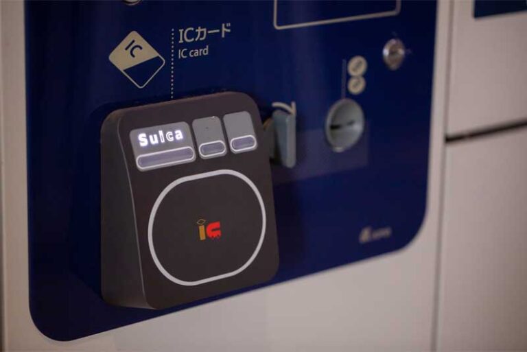 ロッカーの鍵が紛失？ヘアピンで開けられるかも⁉